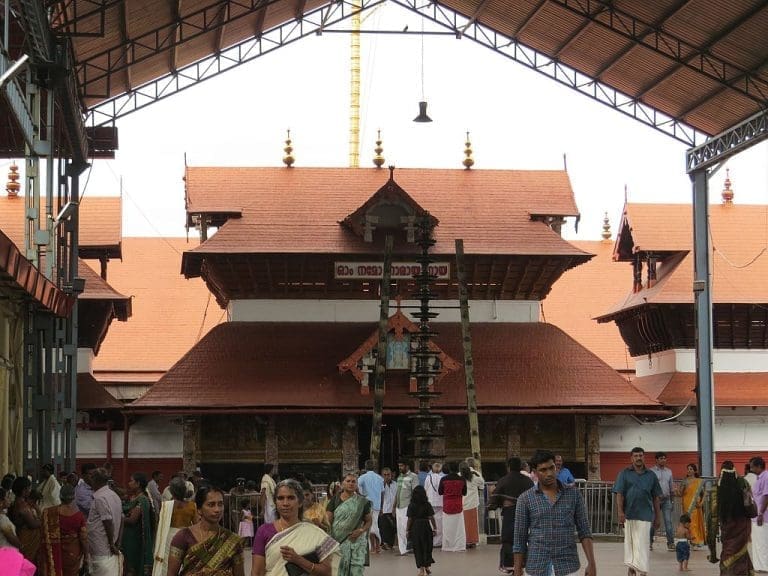 Guruvayoor Temple Timings, Darshan, Festivals & More