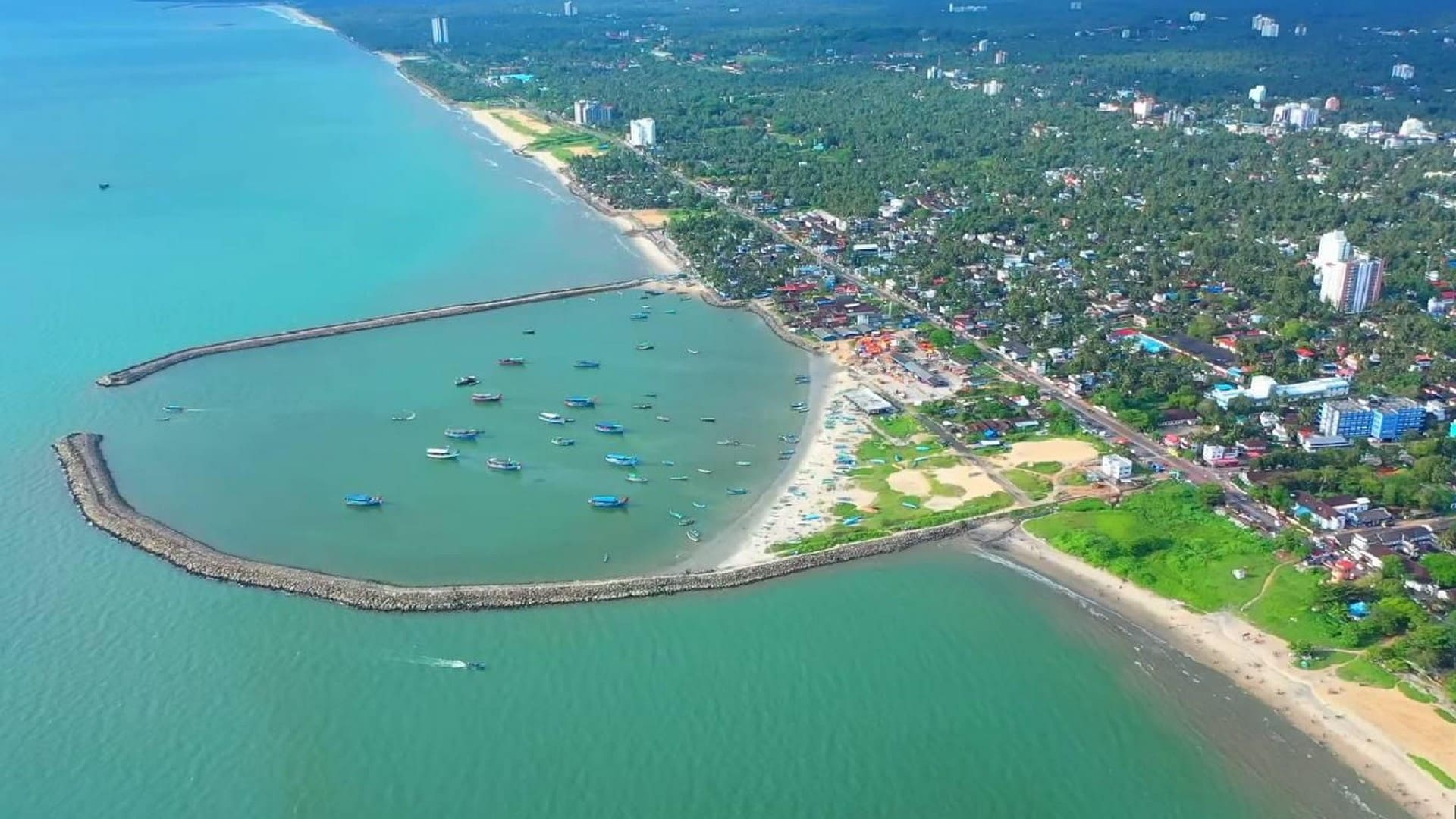 Top 10 Best Beaches In Kerala (2026 Updated List) – Iris Holidays