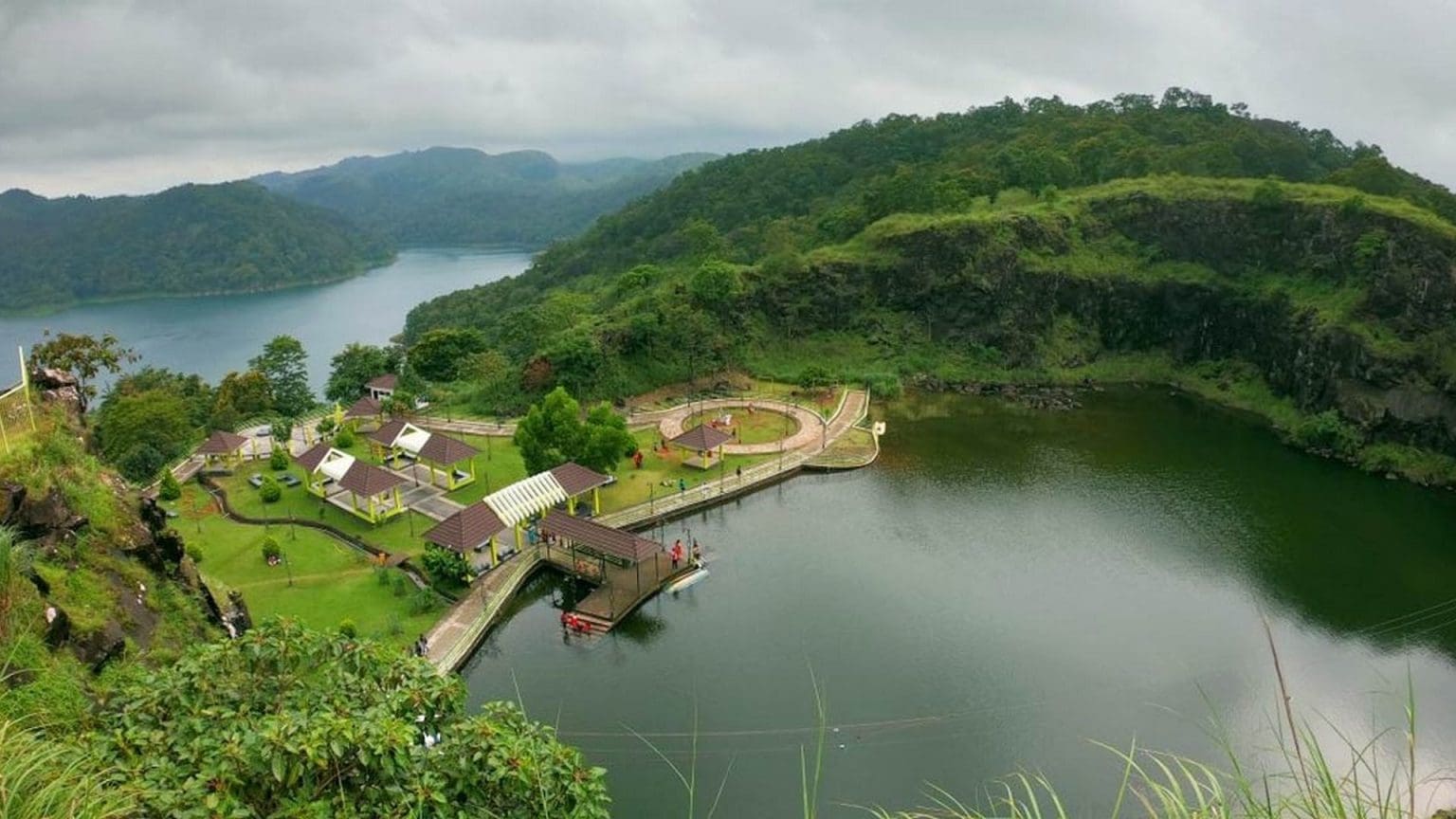 16 Best Vagamon Tourism Destination To Visit This Year – Iris Holidays